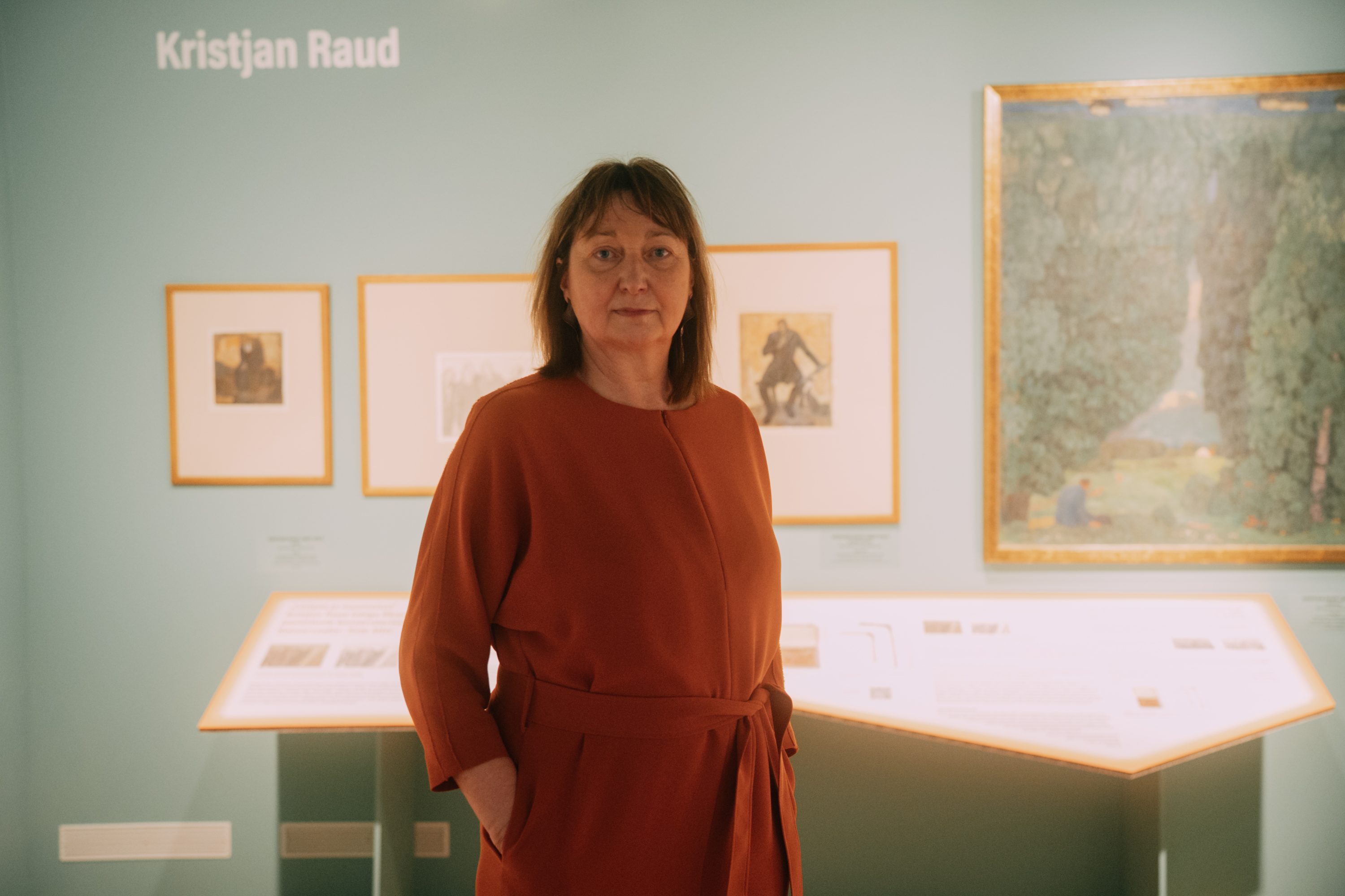 Margit Pajupuu kuraatorituur näitusel „Restauraatorist konservaatoriks ...